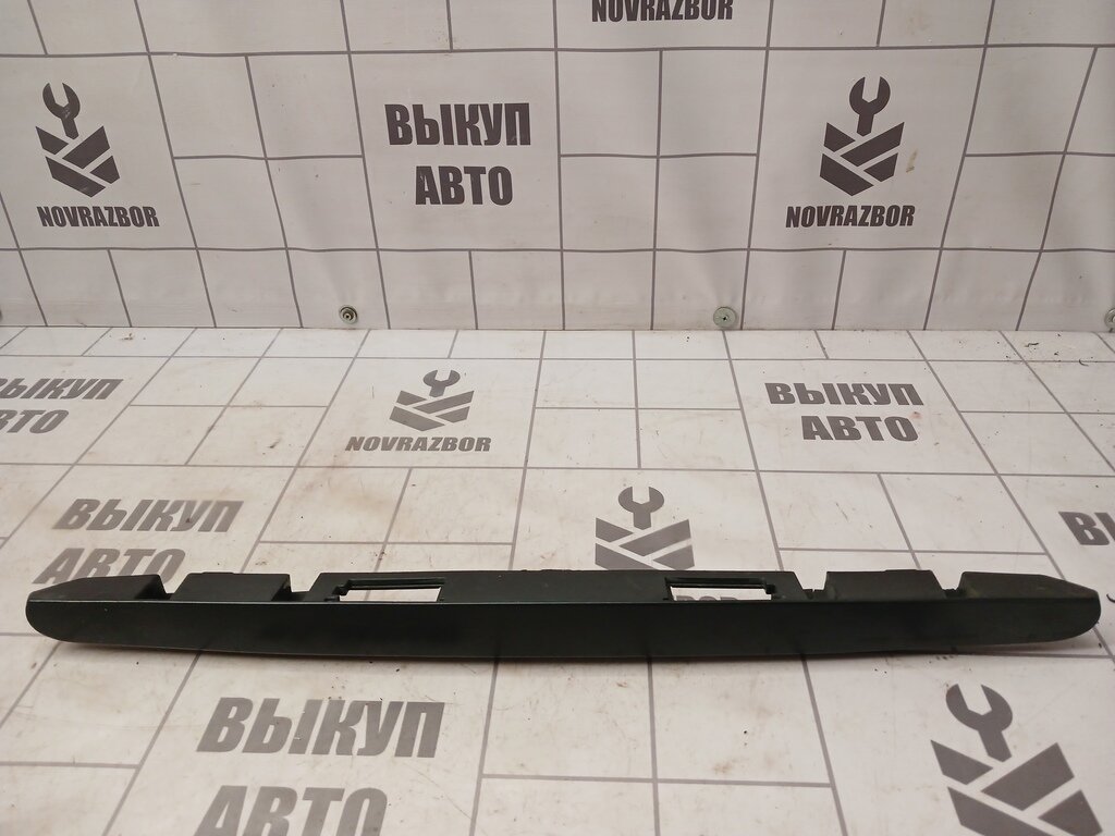 Накладка крышки багажника Daewoo Nexia 95-16
