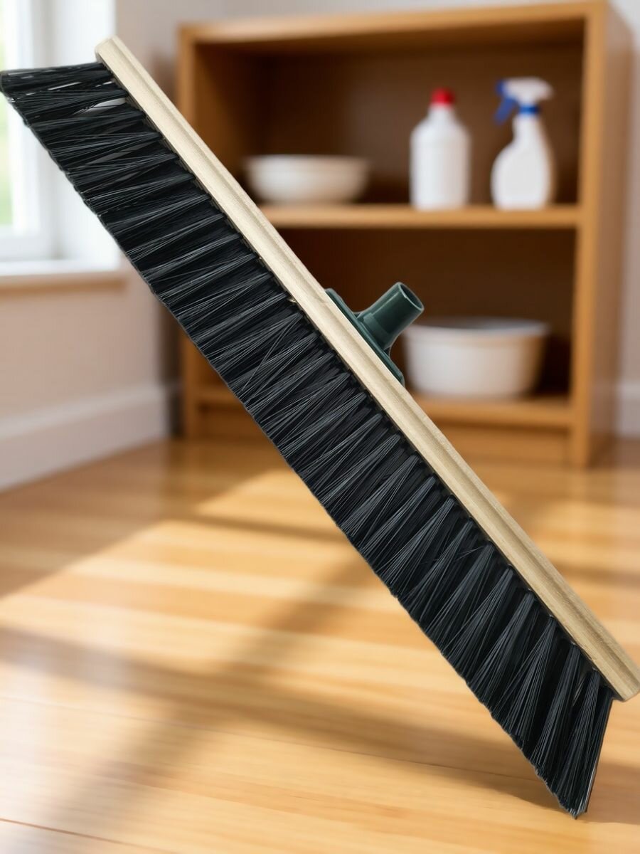 Щетка половая складская 70 см / 4 ряда по 35 пучков/ резьбовое крепление