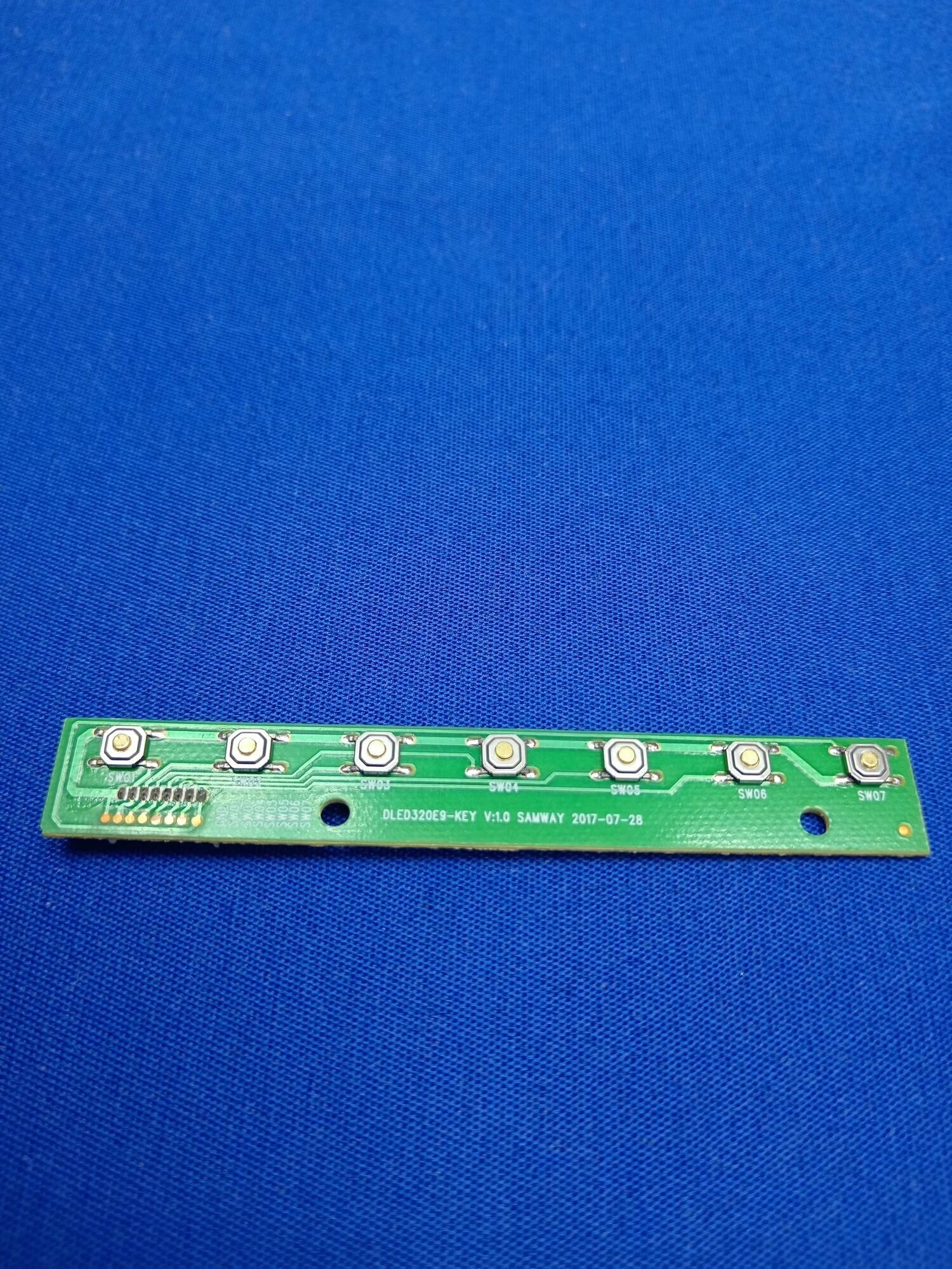 Плата кнопок для DLED320E9-KEY V:1.0 F43D8000Q Lcd Телевизор (Key Board) арт. 13525
