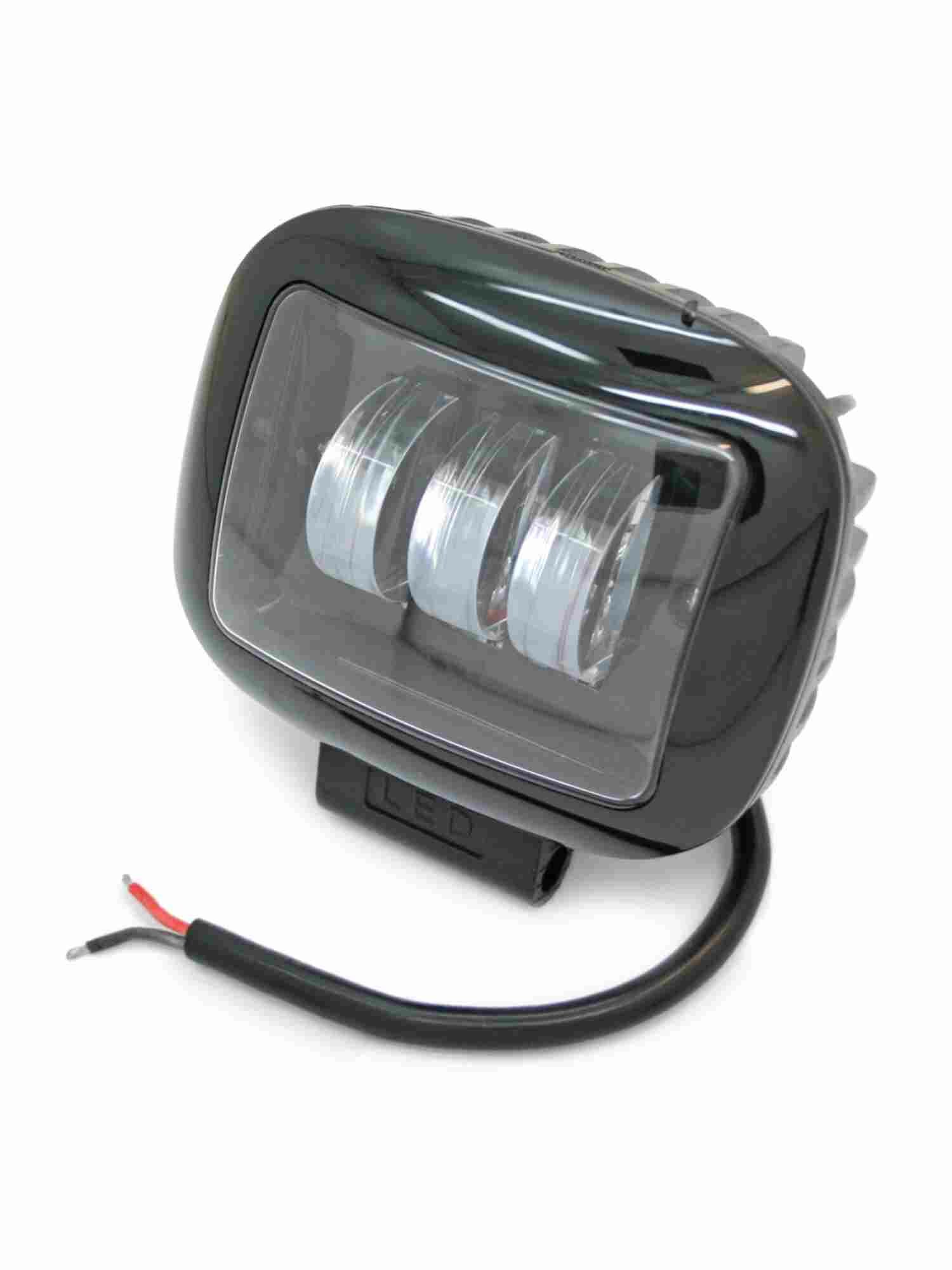 Фара светодиодная «4x4» (3 LED, 12.5W, 10-30V, 120*100*55 мм) belais #20577