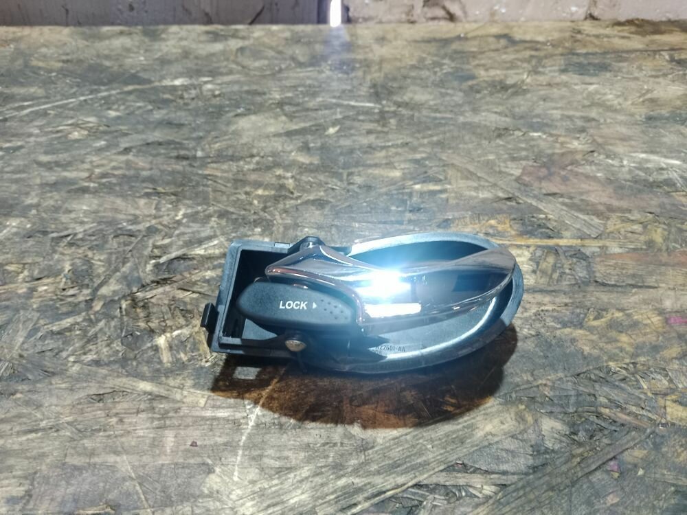 Ручка двери внутренняя левая Ford Focus I (1998 2004) Б/У с пробегом