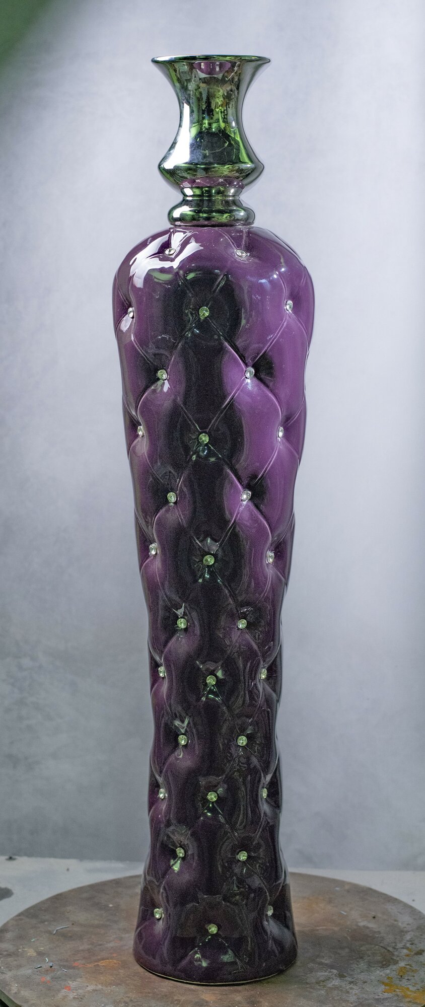 Керамическая фиолетовая ваза "Амфора" со стразами