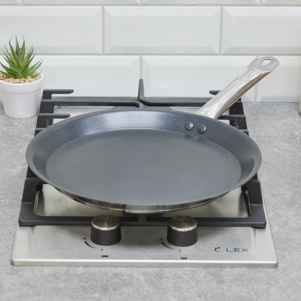 Сковорода-блинница 28см профессиональная, антипригарное покрытие Xylan, для индукции и газовых плит, толщина дна 3,5мм