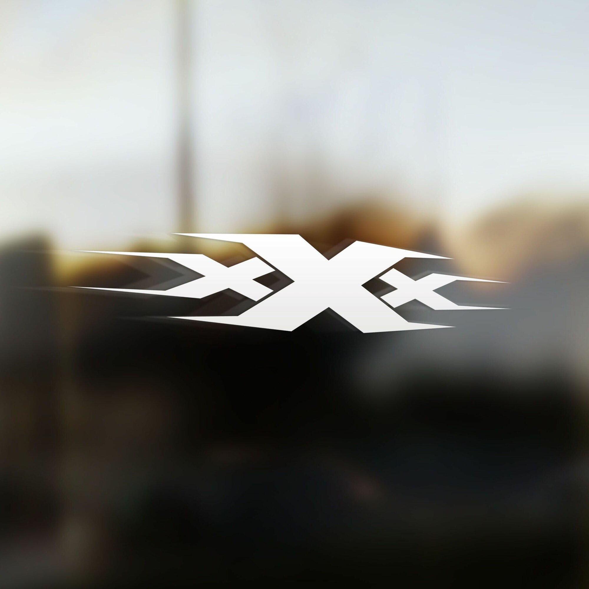 Наклейка на авто Три Икса 15x3