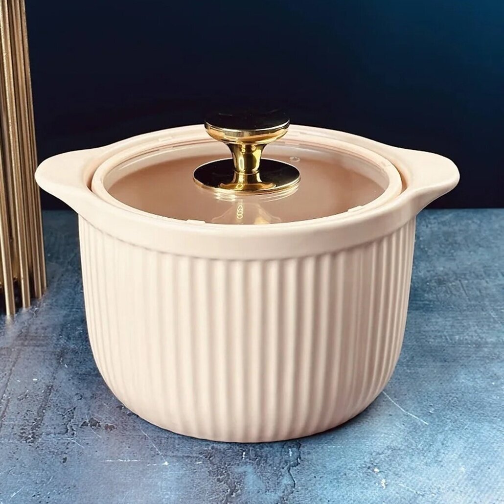 Керамическая кастрюля 3,5л с прозрачной крышкой, украшена рифлёной текстурой