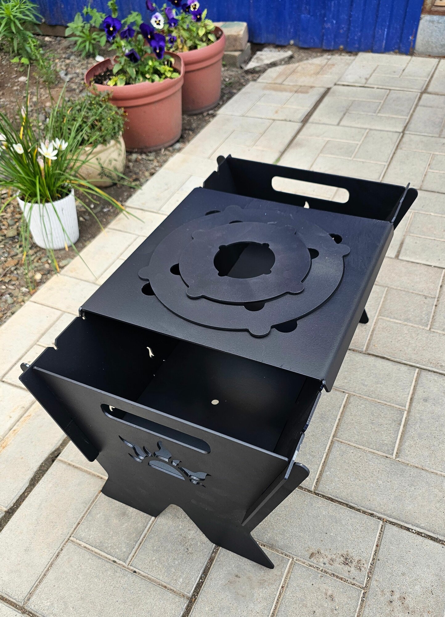 Мангал разборный с подказанником окрашенный с сумкой, 3мм