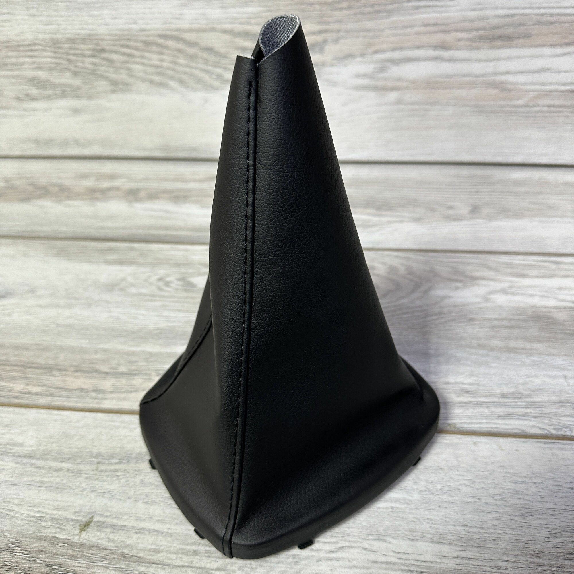 Чехол кпп на Lada Granta Лада Гранта (пыльник, кожух)