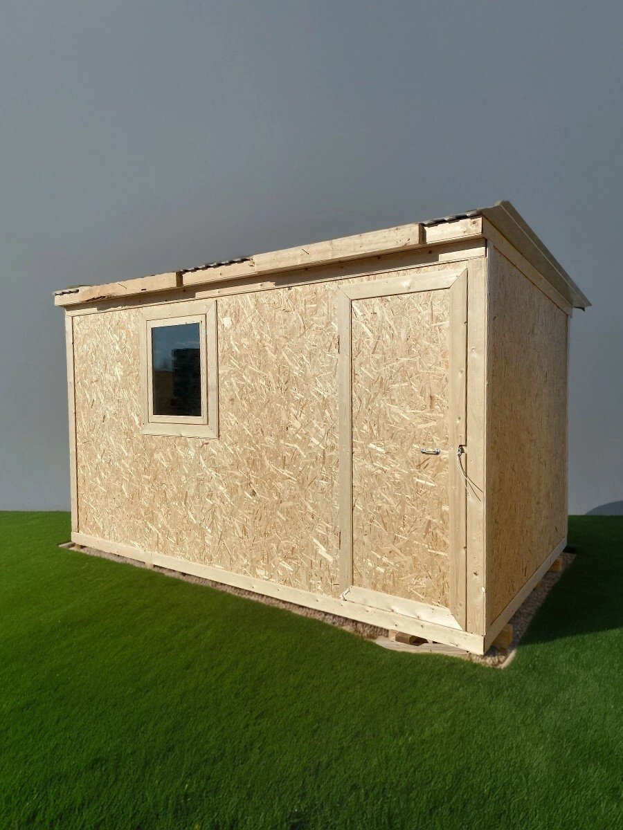 Бытовка 4 метра, утепленная, с электричеством, блоки, ступени