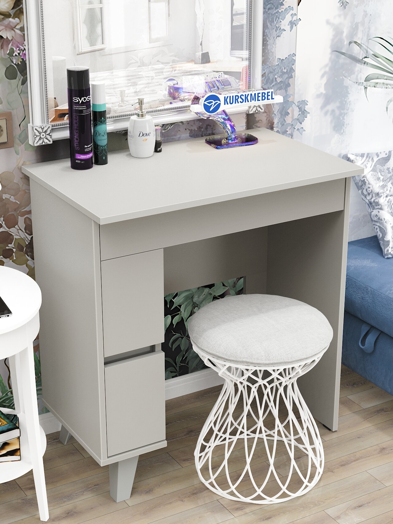 Туалетный столик Курскмебель, современный стиль, 3 ящика, ЛДСП