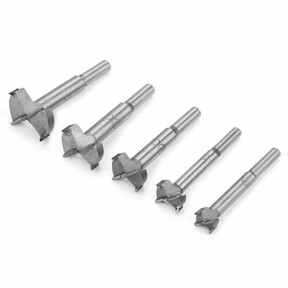 Набор из 5 сверл из высокопрочной стали диаметром 15-35 мм для деревообработки.