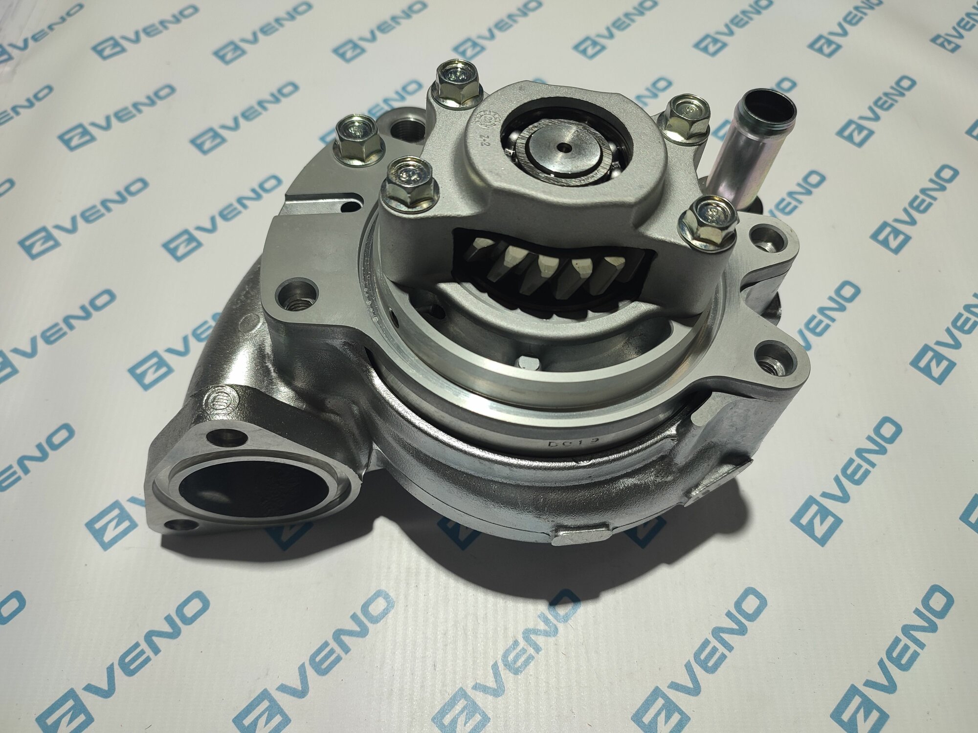 Насос водяной (помпа) 6WG1 TIER 3 (IOP) 8980463661, 1873109980 ISUZU
