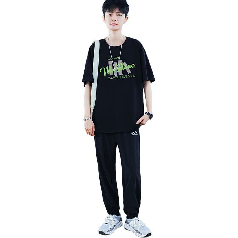 Комплект одежды