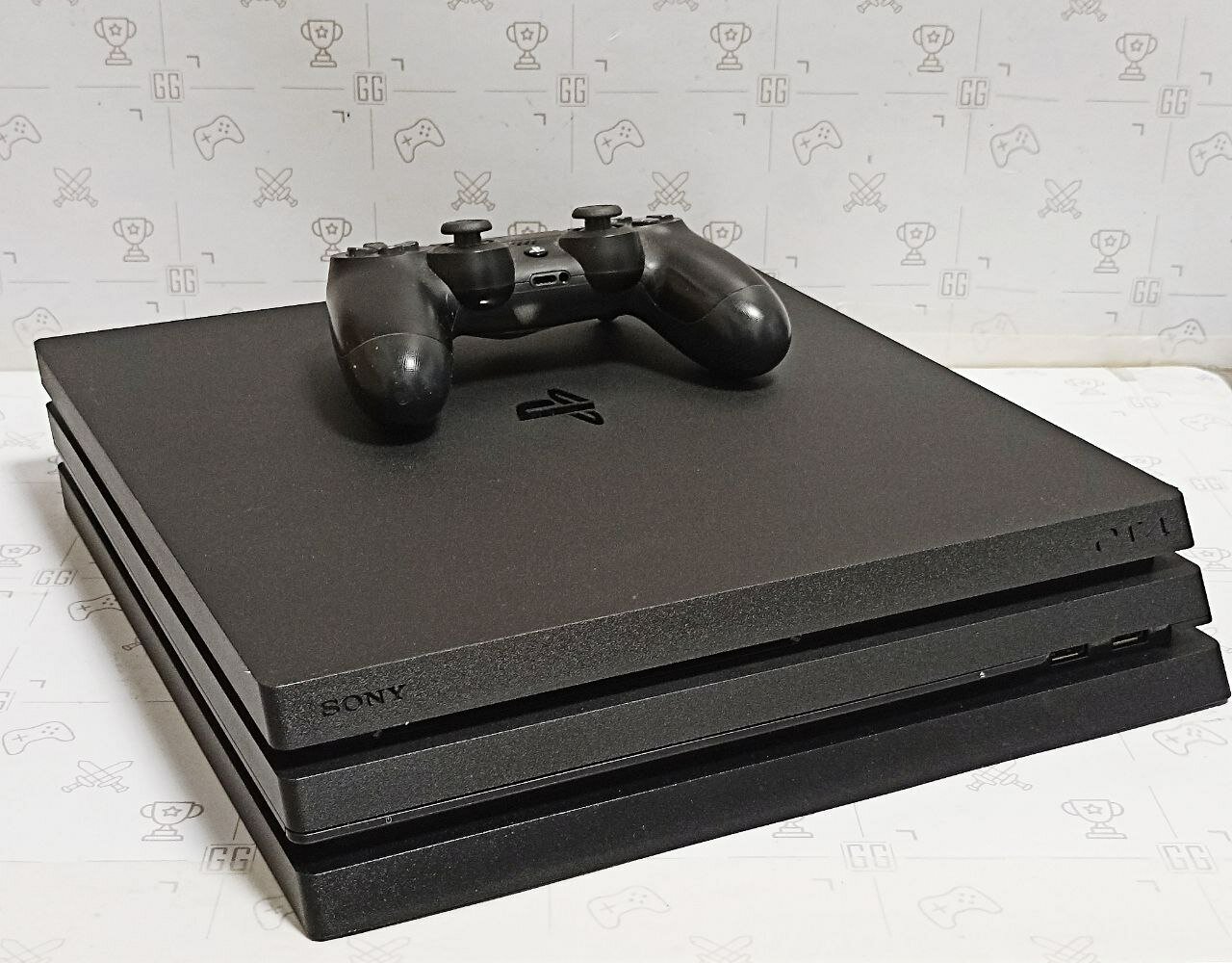Игровая приставка Sony PlayStation 4 PRO 1 Tb (CUH 72XX)
