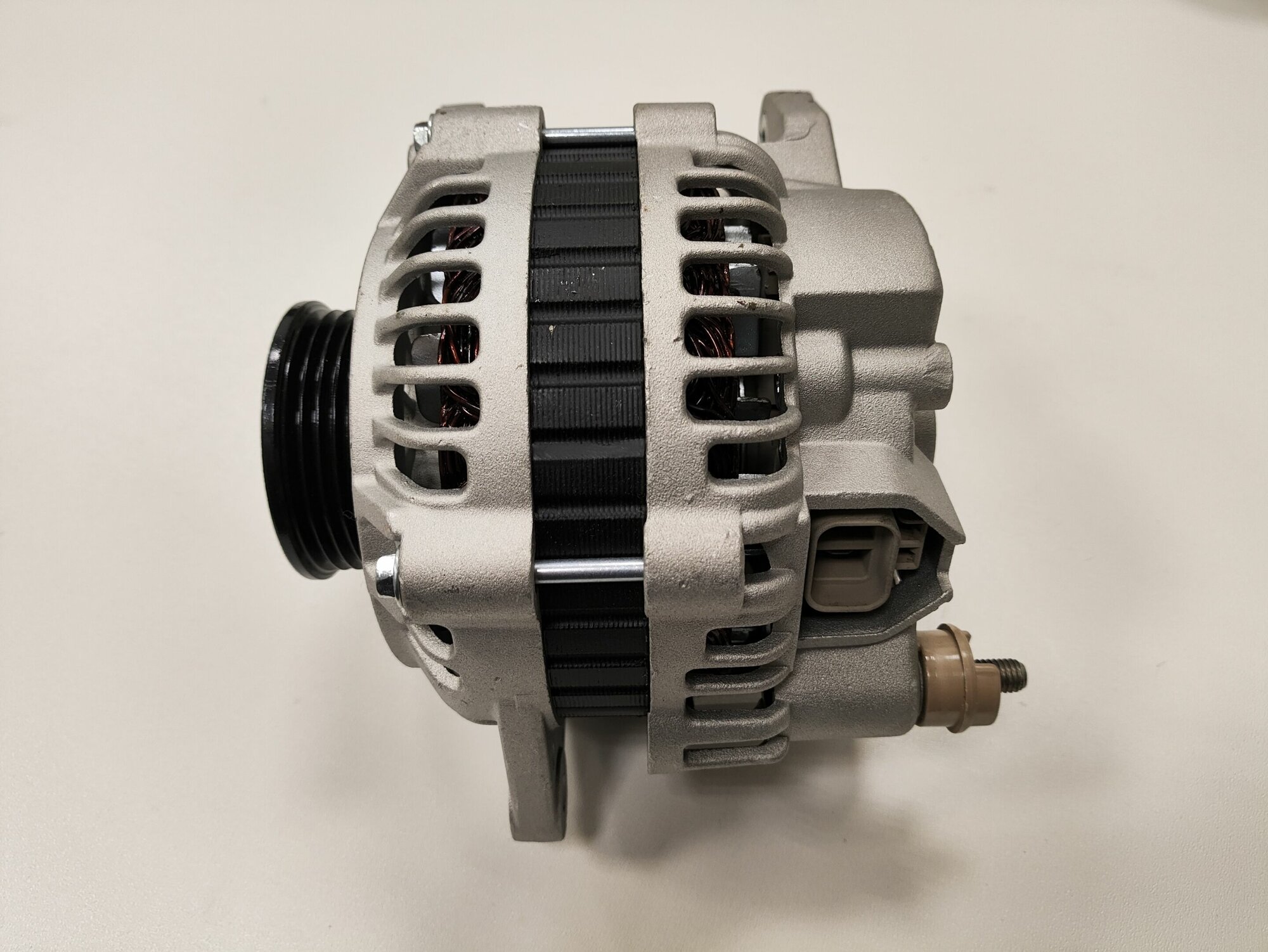 Генератор Great Wall Hover H5 [2.4 16V 5MT внедорожник 4X4 бензин] SMD354804