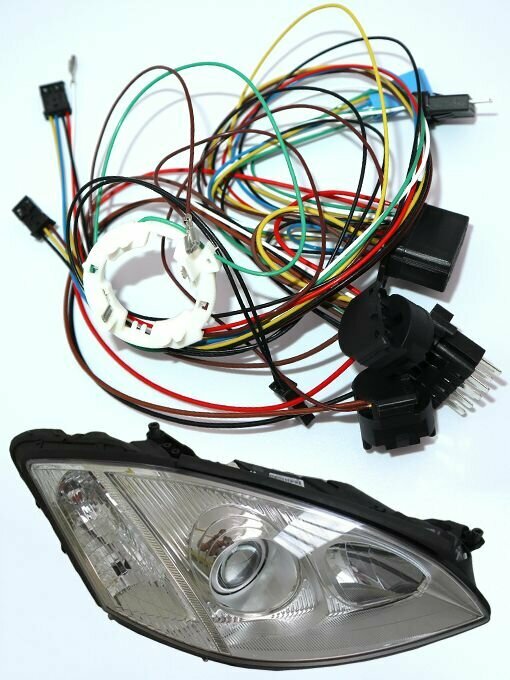 Правая для Mercedes Benz S-class W221 2006-2009 Жгут проводов ксеноновых фар ECE