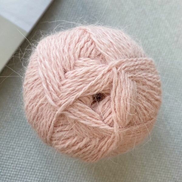 Пряжа Рэббит ангора (Rabbit Angora), цвет 85 розовая дымка (2мотка по 25г/160м)