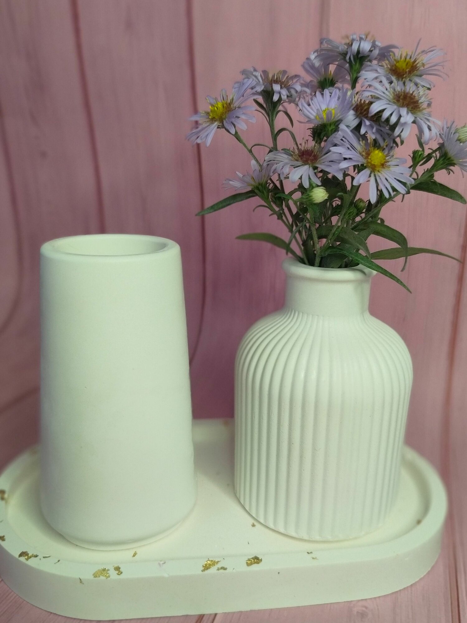 Ваза "Для декоративных цветов", ручная работа, гипс, белая, настольная