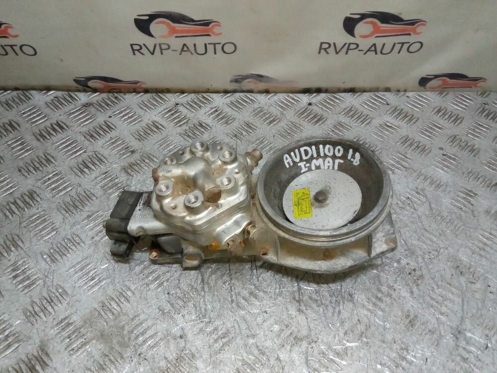 Дозатор распределитель топлива Audi 100 C3 2.2 Audi