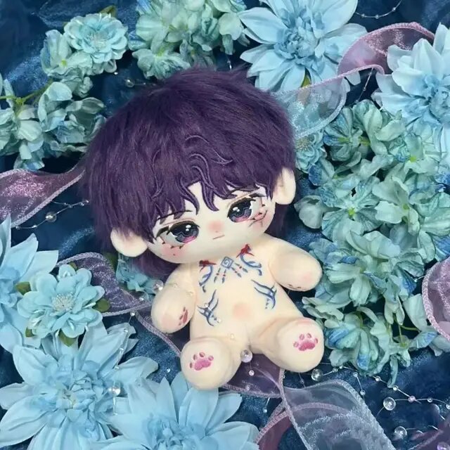 20-сантиметровый Рафаэль из игры «Любовь и глубокий космос» — очаровательная плюшевая кукла, доступна как в каркасном, так и в бескаркасном варианте. Милая плюшевая игрушка в стиле аниме.