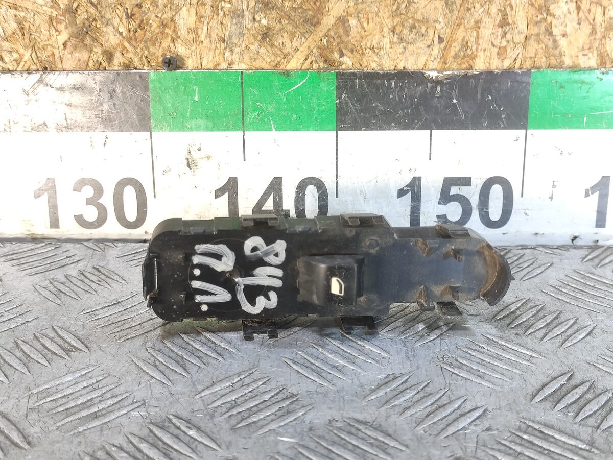 Кнопка стеклоподъемника PEUGEOT 308 2007 2015 649029