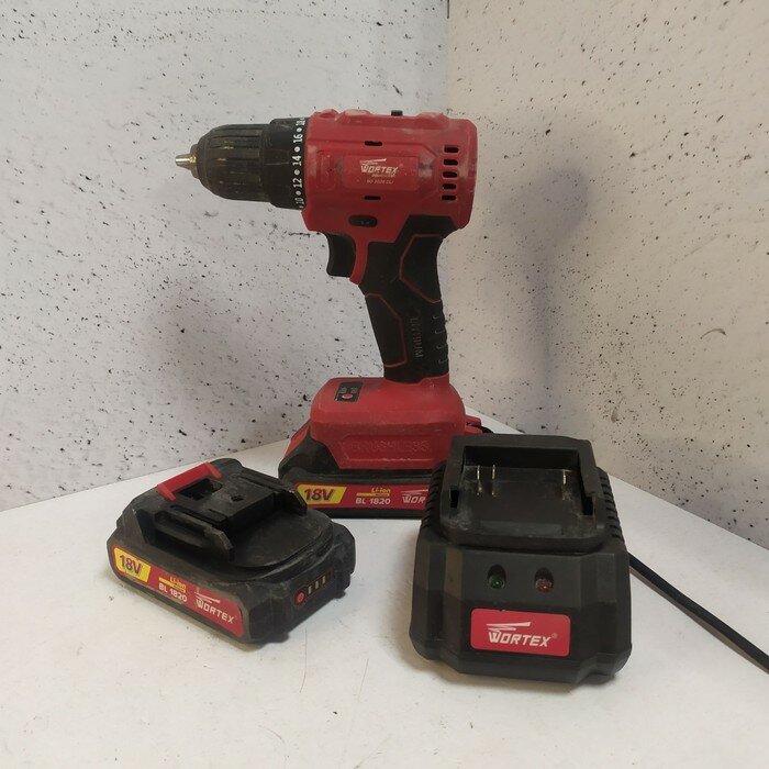 Шуруповерт Wortex BD 2025 DLI