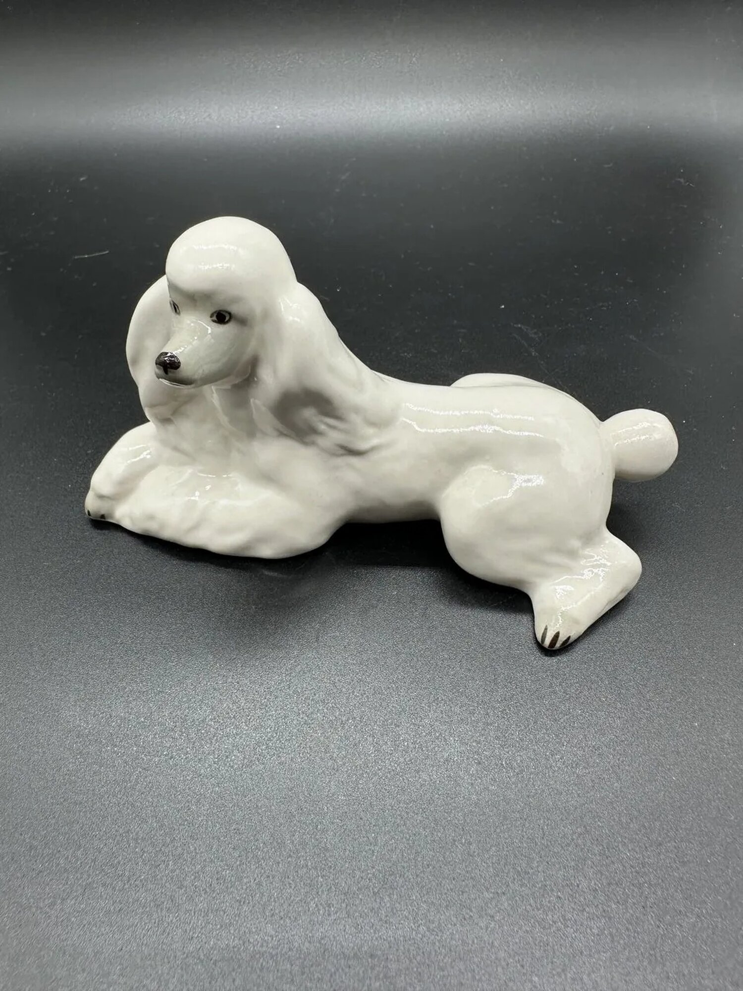 Статуэтка Пудель фарфор ЛФЗ 1970 годы