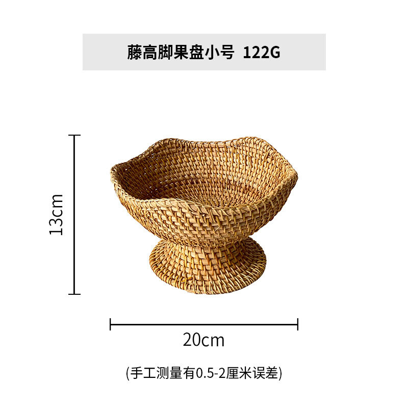 Корзина с фруктами, сплетенная вручную