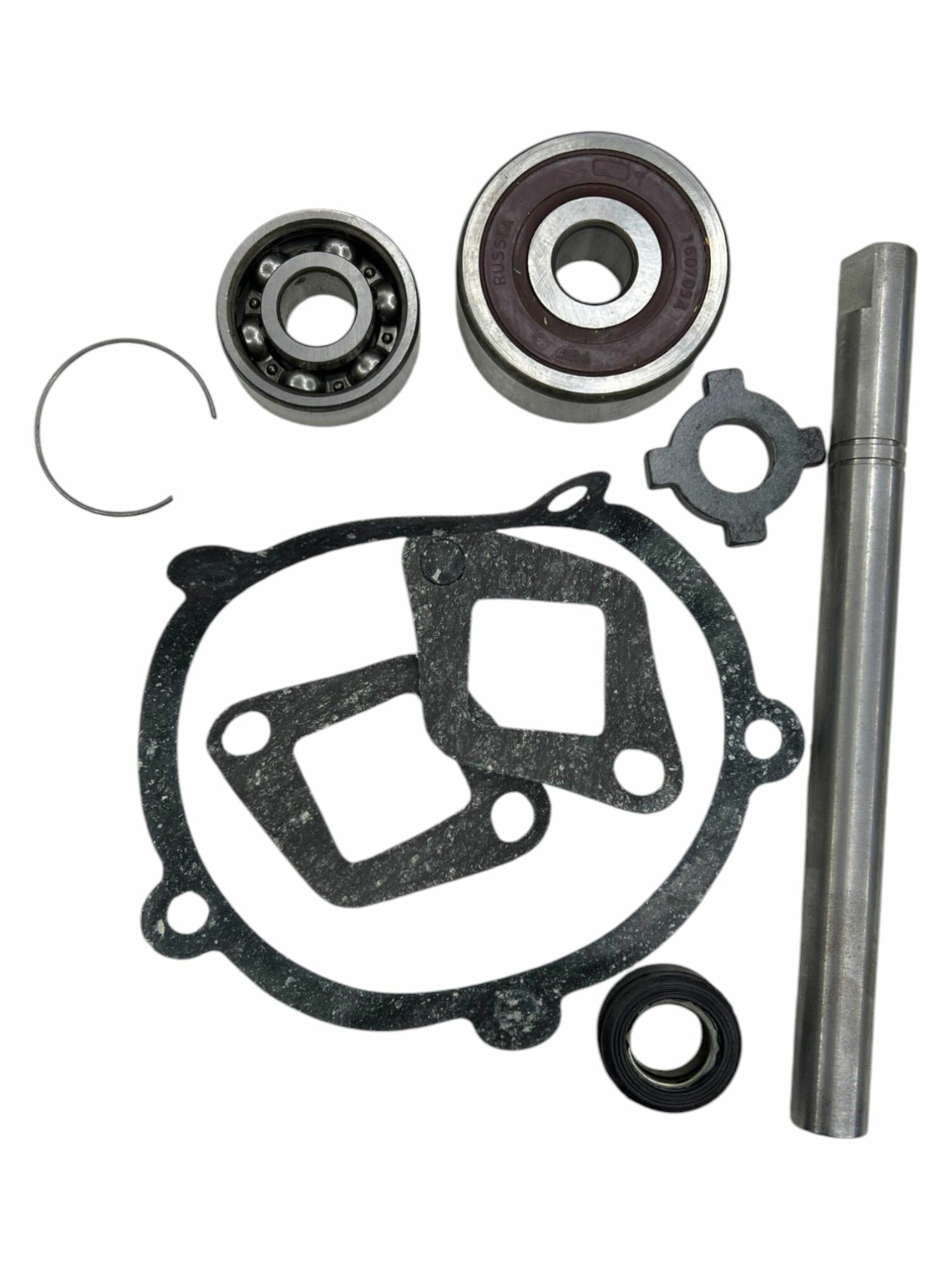 Ремкомплект водяного насоса ЗИЛ-130,131 (вал+ подшипники)