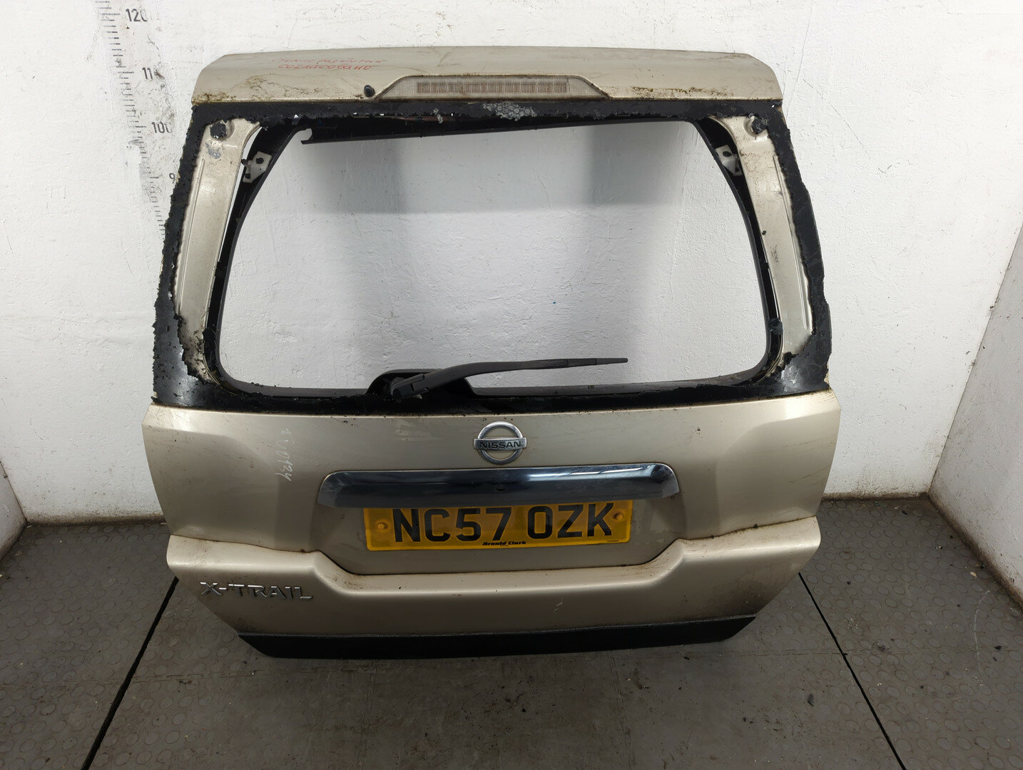 Крышка (дверь) багажника Nissan X-Trail (T31) Б/У