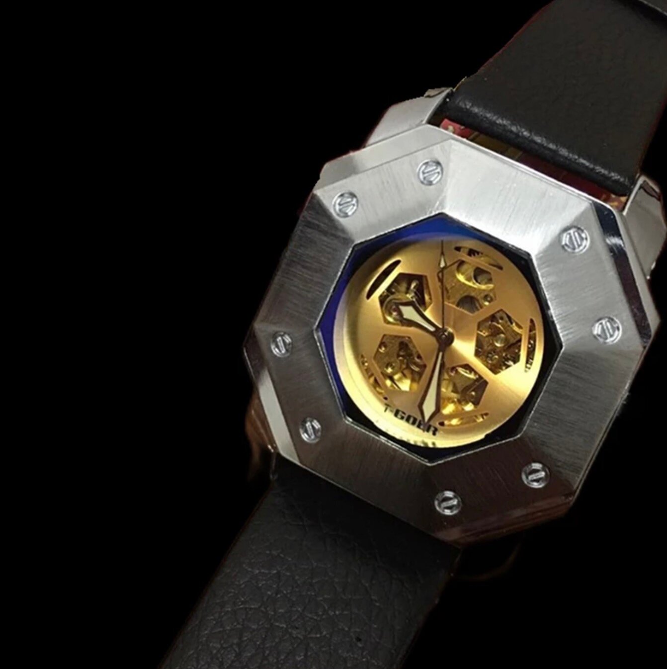 Наручные часы