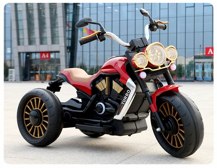 Детский электрический мотоцикл Harley подходит для детей в возрасте от 3 до 11 лет с двойным приводом от батареи 12V7 в течение четырех часов.