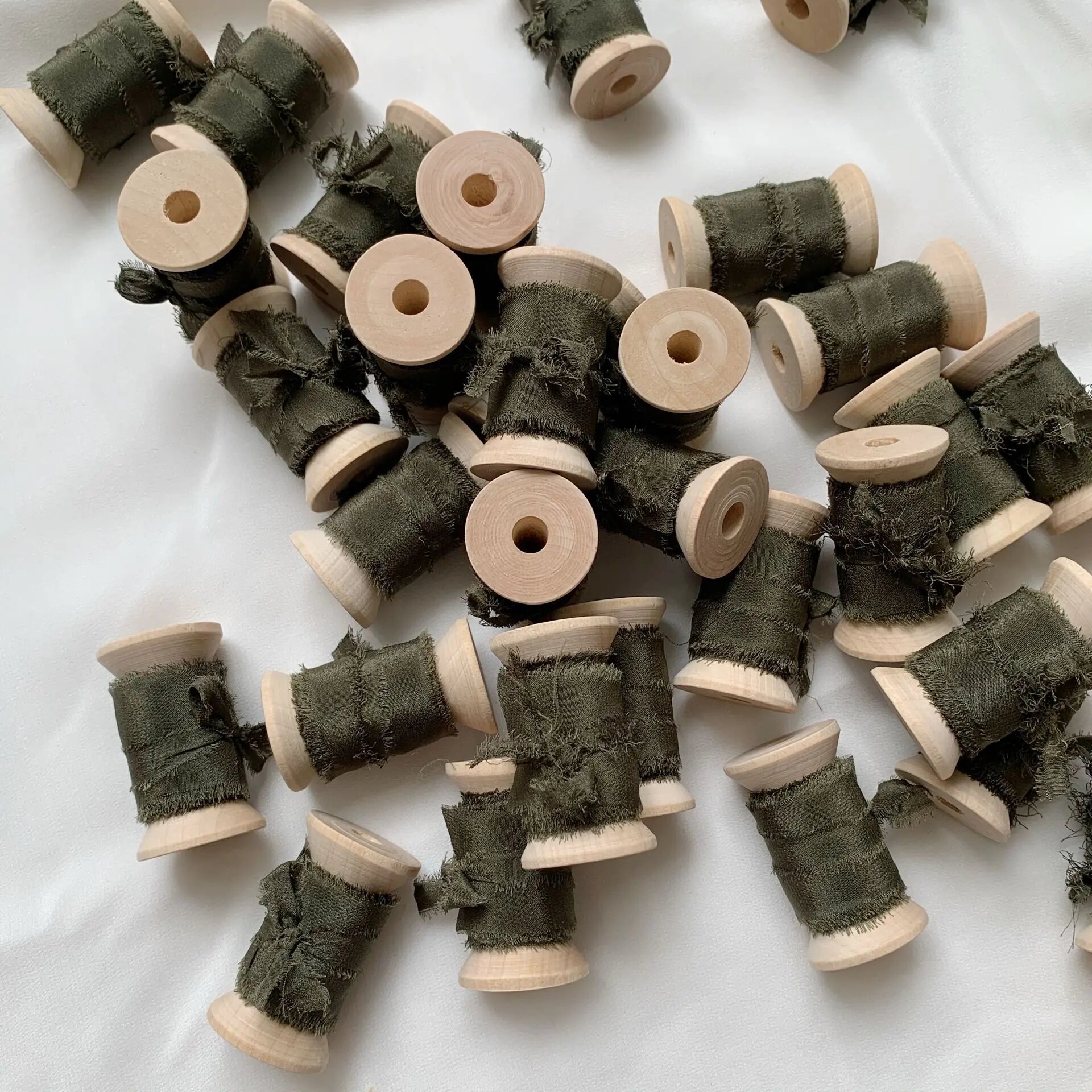 Шелковая лента Taffeta Woodenspools Ins style 2 м FD839, 25mmX2mts