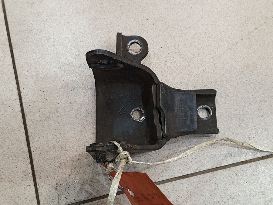 Кронштейн двигателя левый от Kia Cerato 2004-2008