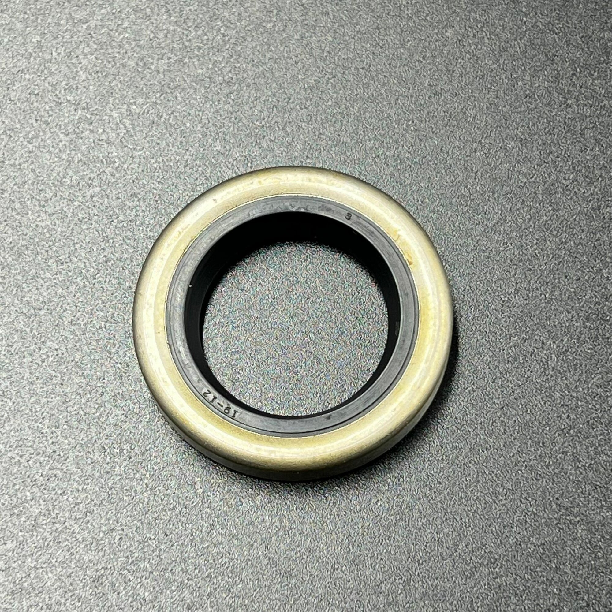 Сальник Mercruiser Alpha (26-965031) (Osaka), OEM номера: 26-965031; 26-96503