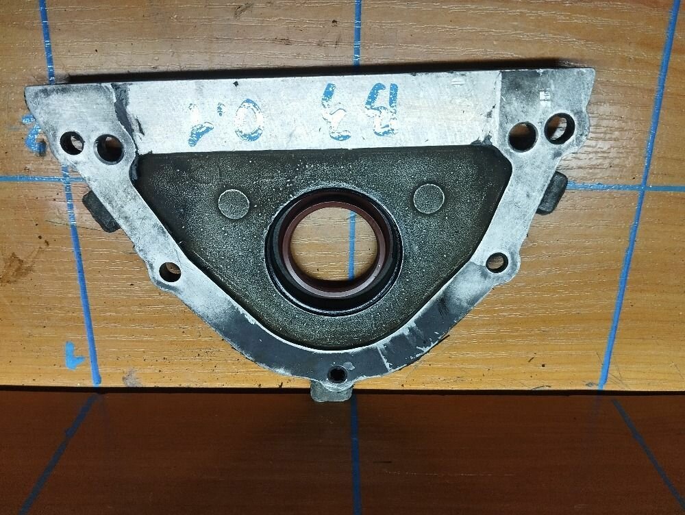 Крышка коленвала передняя Фольксваген Пассат Б3 Б/У с пробегом