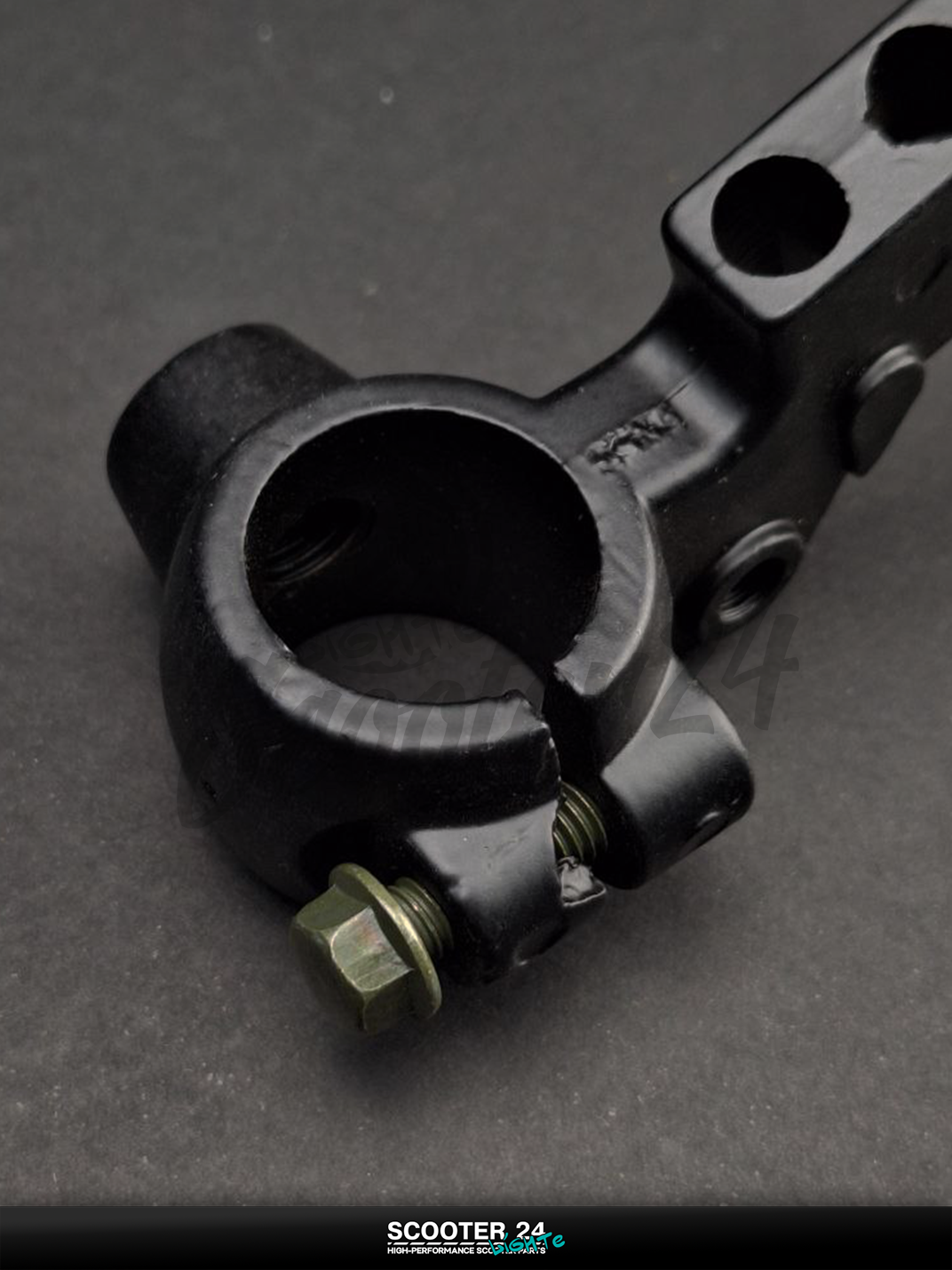 Хомуты на руль для крепления зеркал и рычагов d10, D21 на мотоцикл/мопед и скутер/для мототехники универсальный