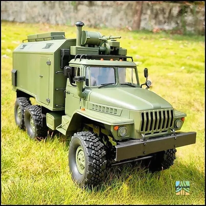 Радиоуправляемая модель WPL B-3 Советский грузовик Урал, масштаб 1:16, коллекционная — фото 1