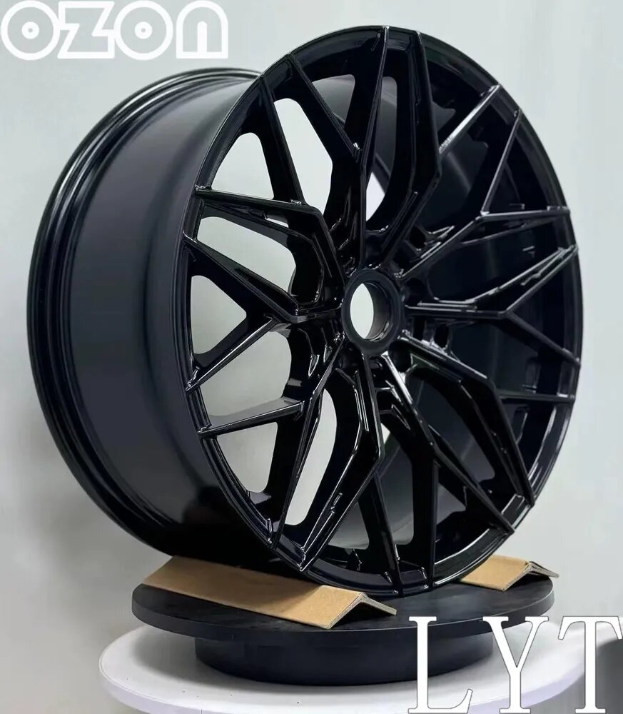 LYT Flow Froming Колесный диск Литой 20x9" PCD5х120 ET35 D72.56