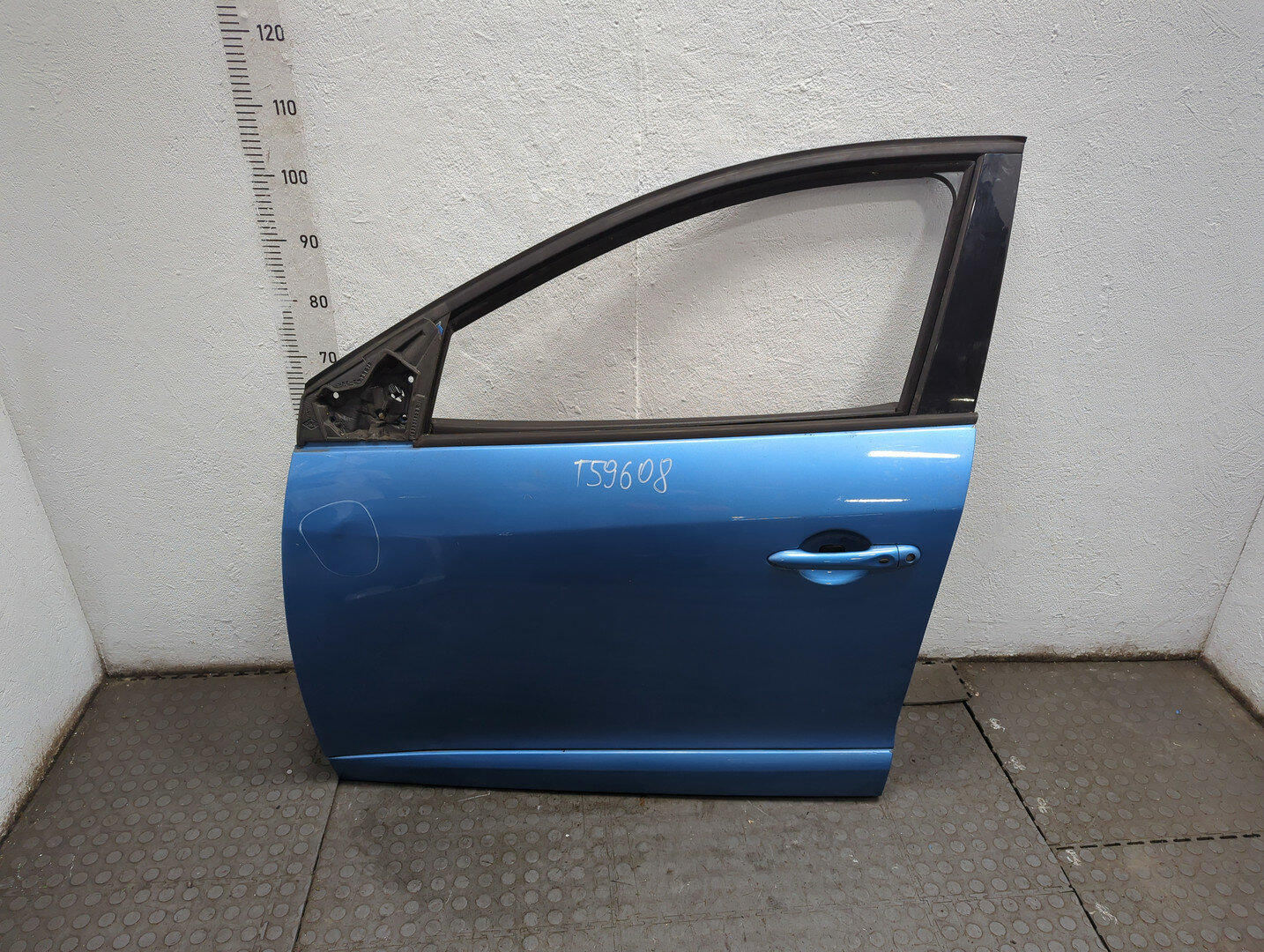 Дверь боковая (легковая) левая передняя Renault Megane 3 Б/У