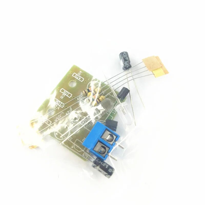 1 шт, электронный комплект «сделай сам», 5 мм, светодиодная мигающая схема света, простой светодиодный мигающий флип-флоп, комплект сварочных тренировочных деталей, 3-9 В постоянного тока