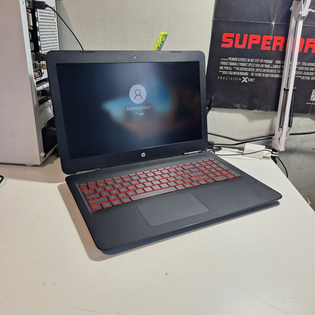 Игровой ноутбук HP 15.6" Intel core i7-7700, GTX 1050Ti, 8gb ddr4, SSD 240gb