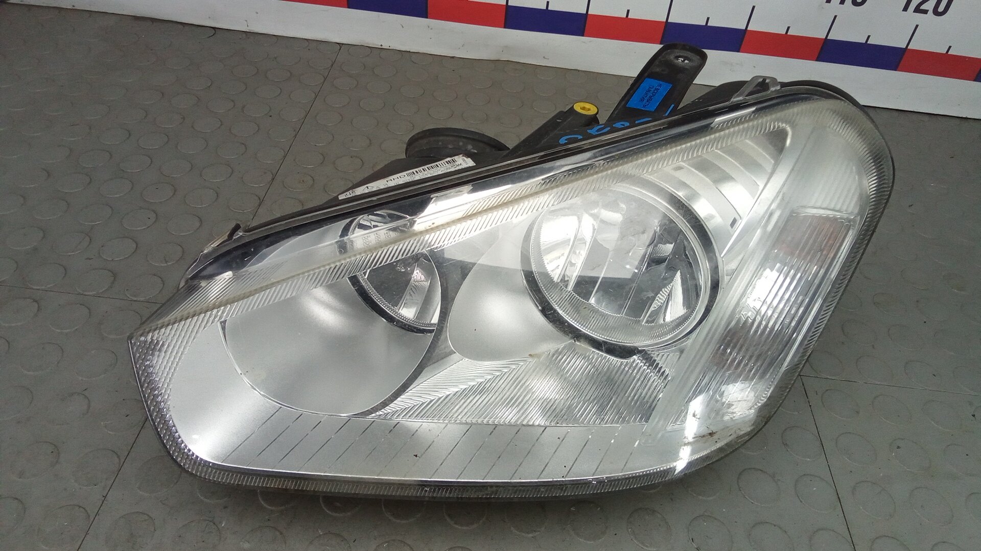 Фара левая FORD C-MAX 1