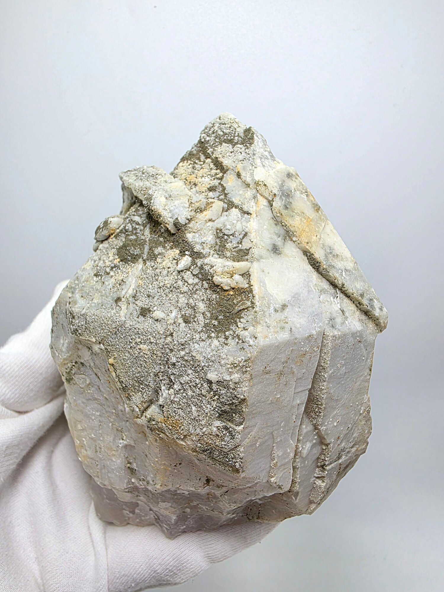 Аметистовый кварц кристалл 101 мм, 1021 г.