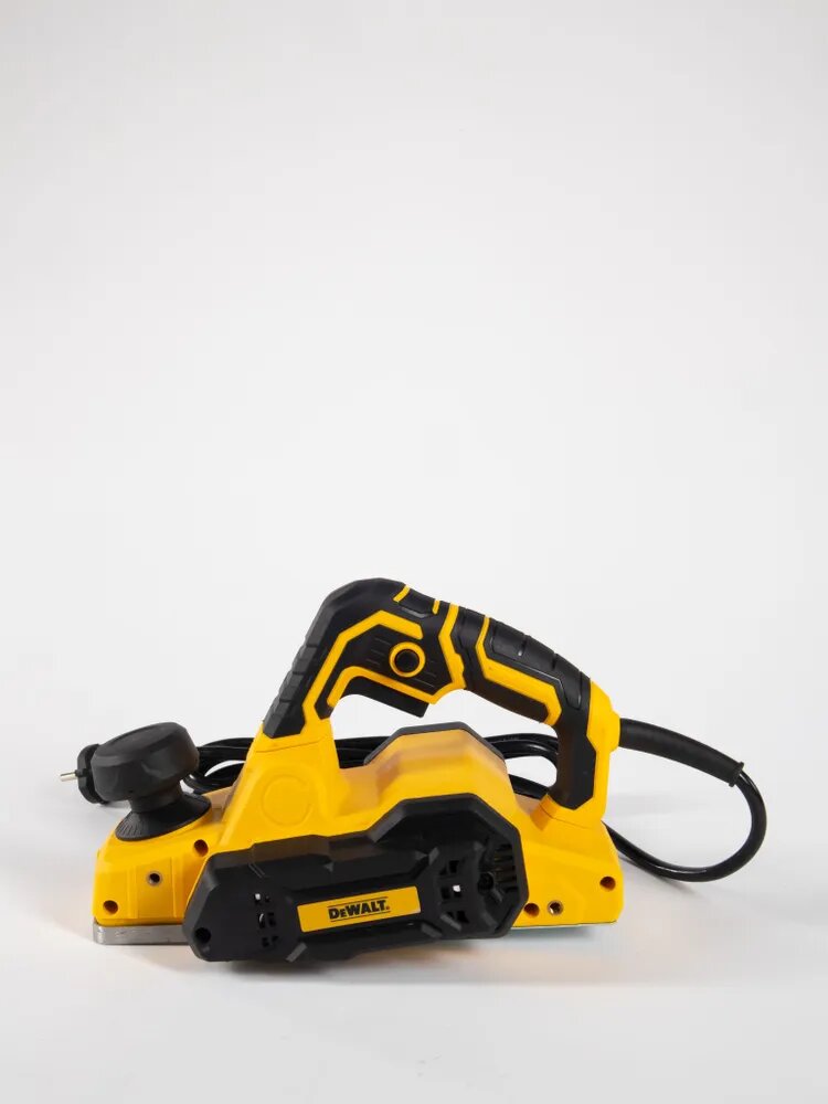 Рубанок Dewalt DW1000 82MM 1000W