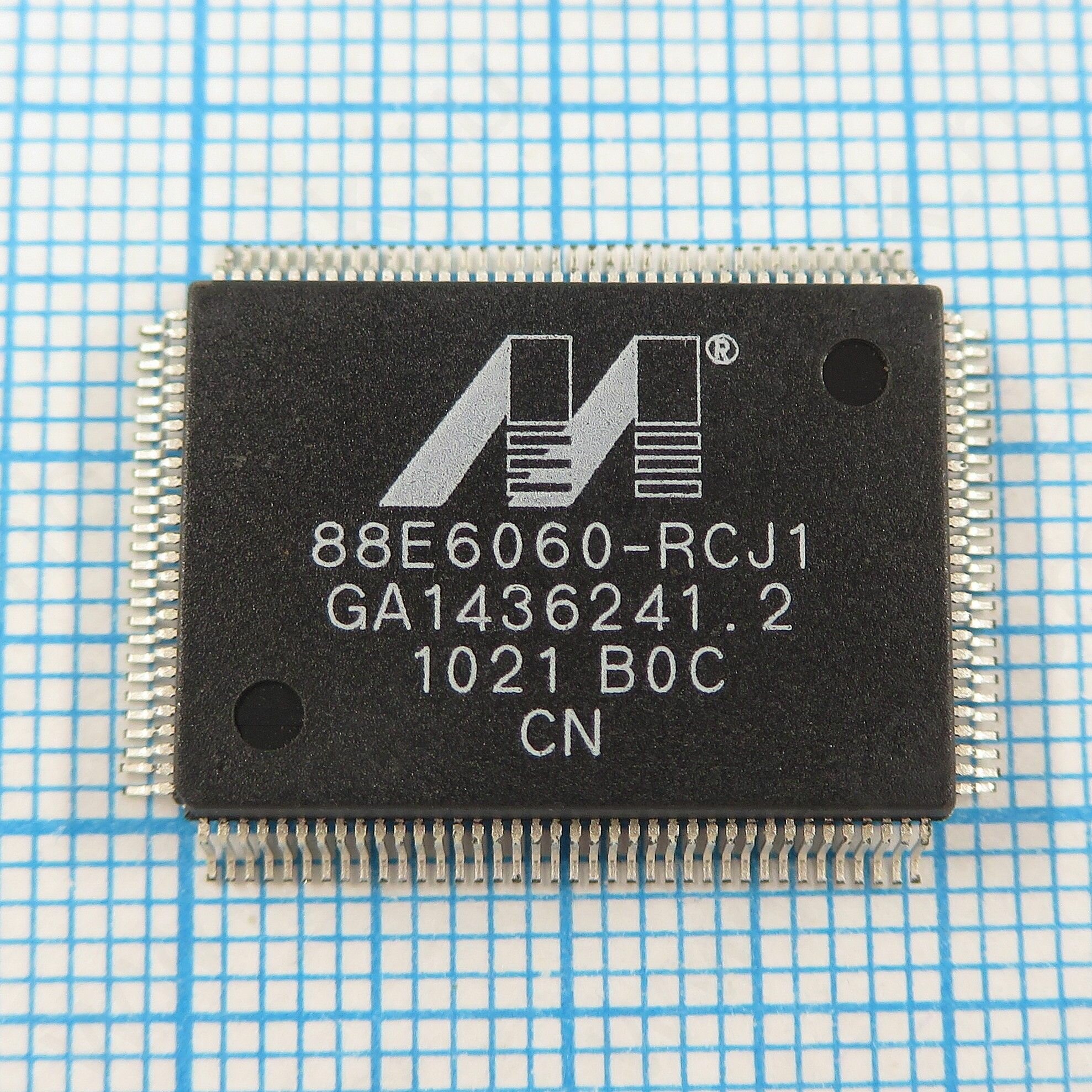 88E6060 88E6060-RCJ1 - 5-ти портовый неуправляемый Ethernet комментатор 10/100Mbit