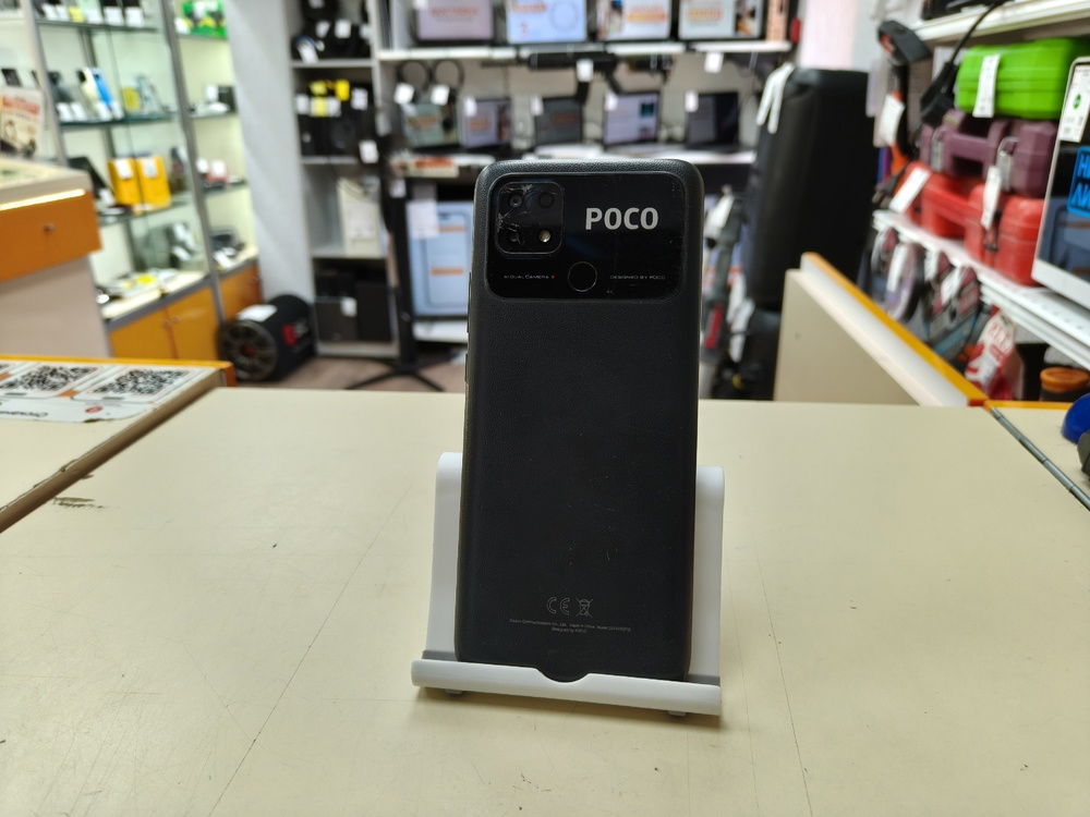 Смартфон Xiaomi POCO C40 3/32 ГБ, Dual nano SIM, чёрный, Б/У