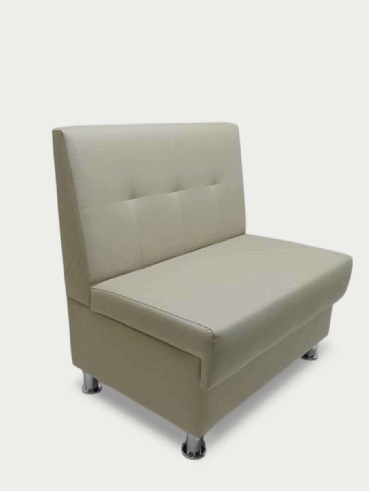 Стильный компактный диван Фабрики оникс из практичного и износостойкого материала с оригинальным дизайном, вместительным ящиком для хранения, мягким наполнителем для дома, дачи и офиса