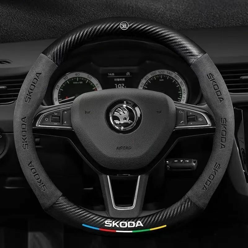 Премиальная спортивная оплетка чехол на руль для автомобиля Skoda / Шкода Octavia, Rapid, Yeti, Kodiaq, Fabia, Superb и др. ( Форма Круглый - Размер М ) Диаметр 37-39см