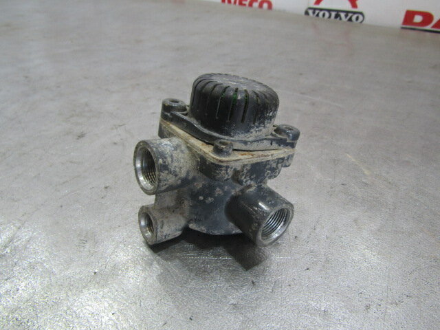 Клапан ускорительный DAF XF105