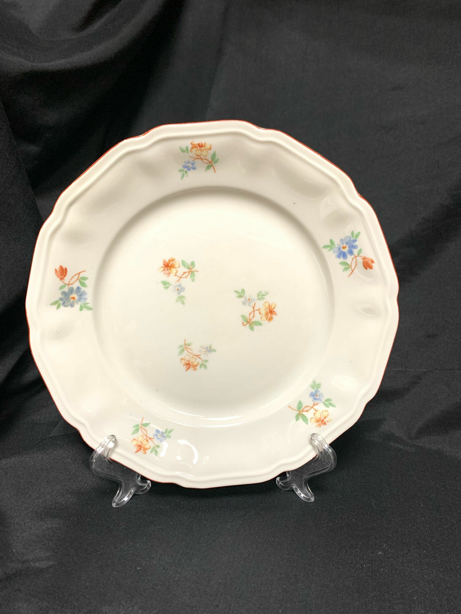 Фарфоровая тарелка под второе Коростень 1949 год